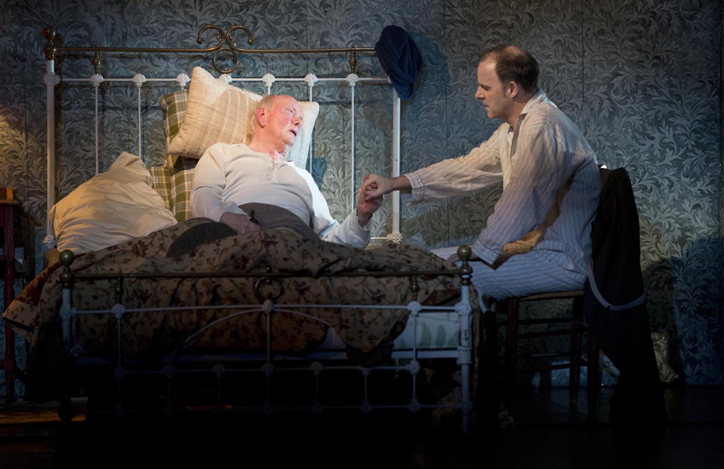 Outside Mullingar Review: Debra Messing’s Weird Broadway Debut – New ...