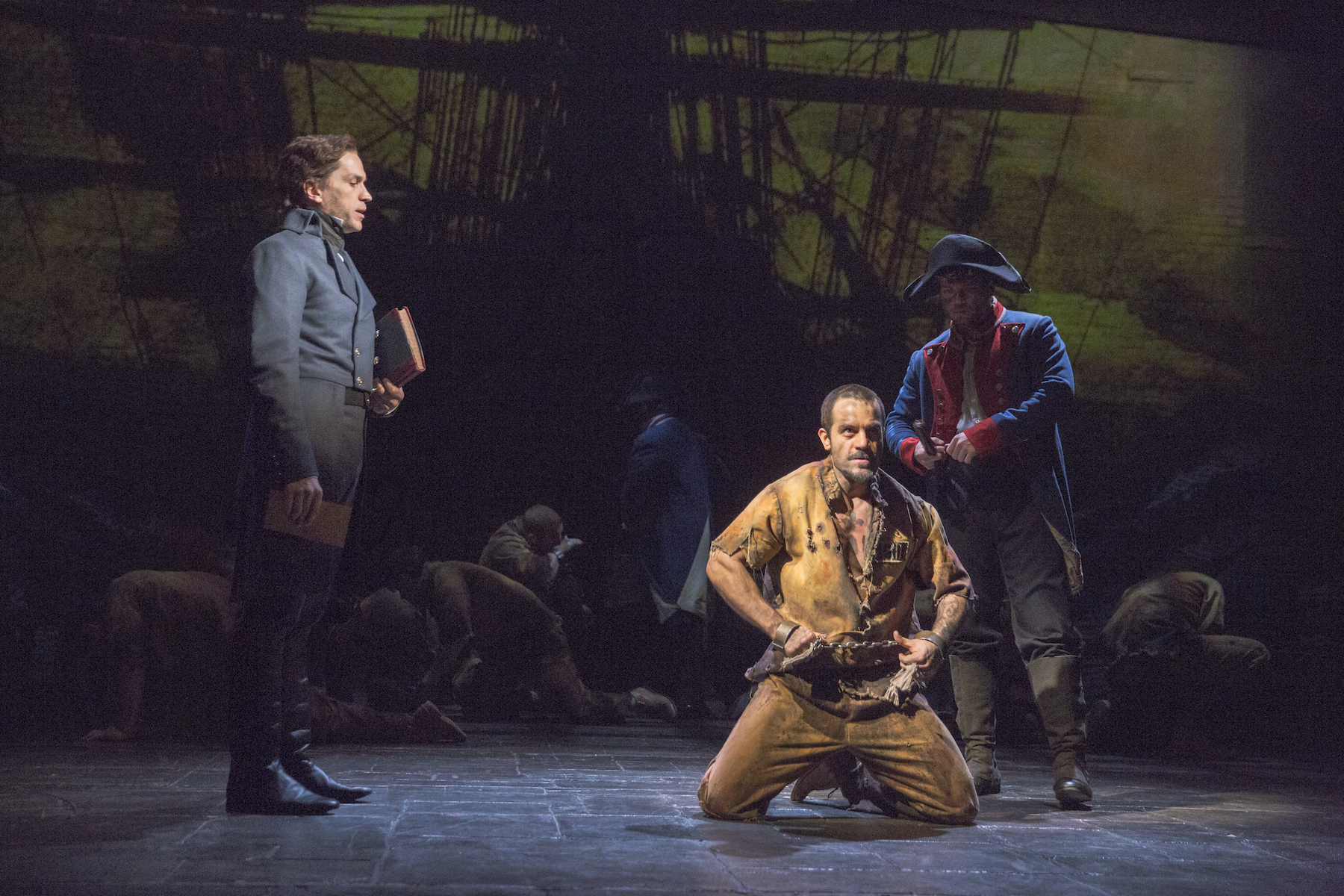 Les Miserables Review: Darkened Stages, Brilliant Broadway Cast – New ...