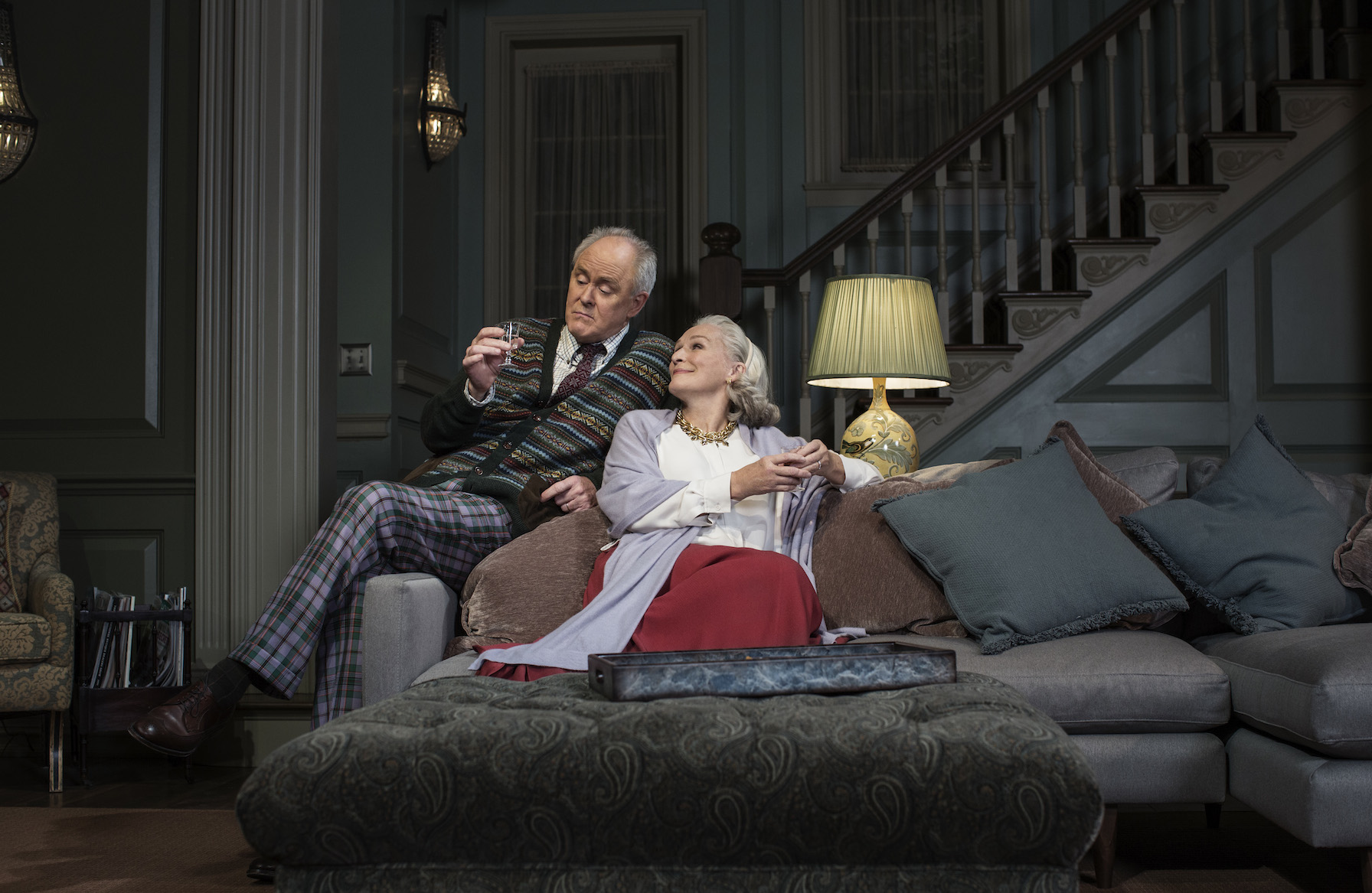 A Delicate Balance Reviews and Pictures: Glenn Close Back on Broadway ...