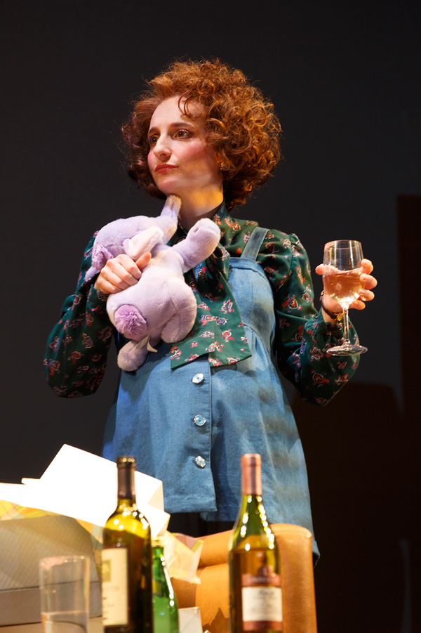 The Heidi Chronicles Review: Elisabeth Moss As Wendy Wasserstein’s ...