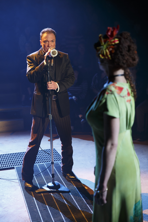 Hadestown Review: A Hell Of a Musical – New York Theater