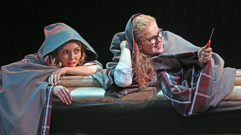 Mac Beth 11 AnnaSophia Robb, Sophie Kelly-Hedrick – New York Theater