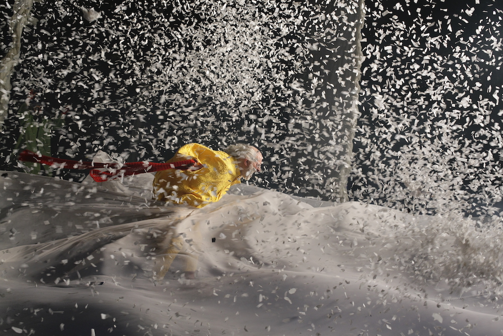 Slava Snowshow 3 Yellow clown in storm by Vladimir Mishukov – New York ...