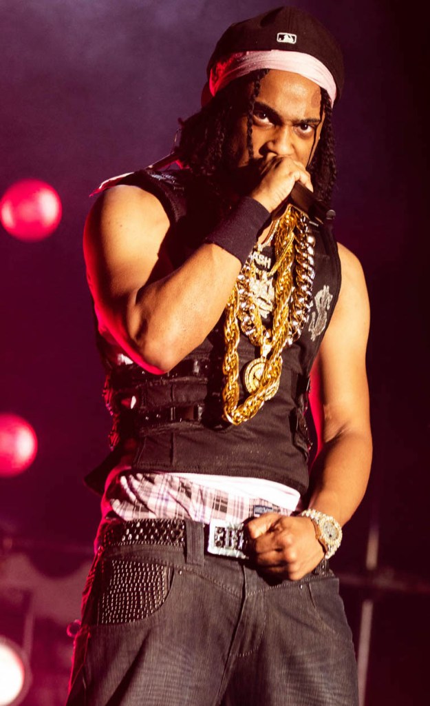 Tambo & Bones Review. From Minstrel Clowns to Rap Stars – New York Theater